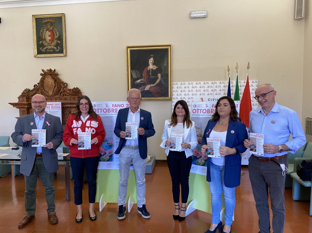 Ottobre rosa: presentate le iniziative sulla prevenzione del tumore al ...