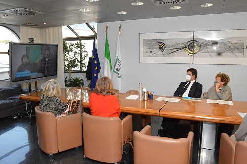 Il Presidente Acquaroli incontra la Presidente Nazionale Unicef Pace ... Il Presidente Acquaroli incontra la Presidente Nazionale Unicef Pace ...